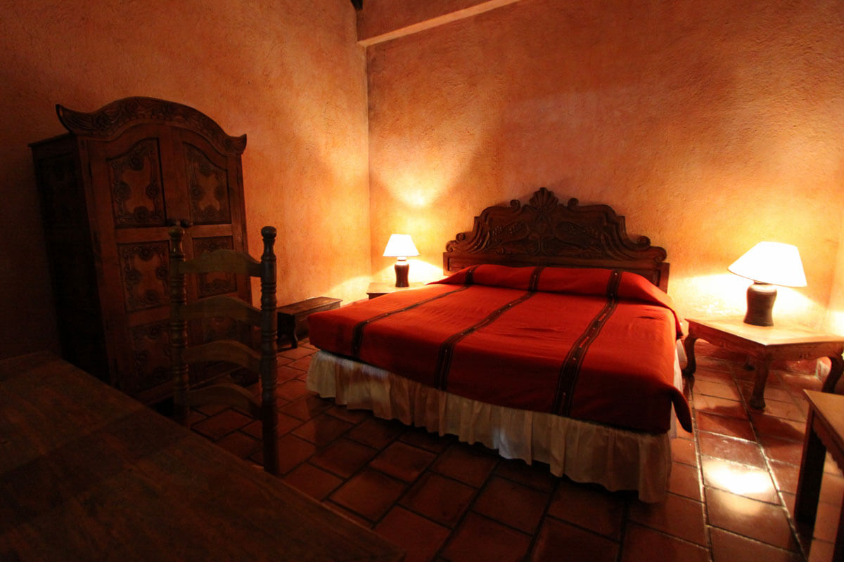 Hotel Tolimán – Hotel Tolimán San Lucas Tolimán a orillas del lago ...